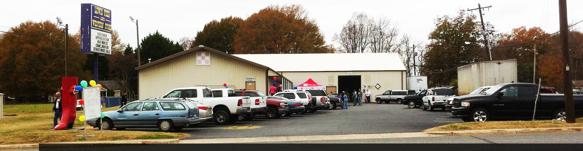 Lewis Feed and Western Store